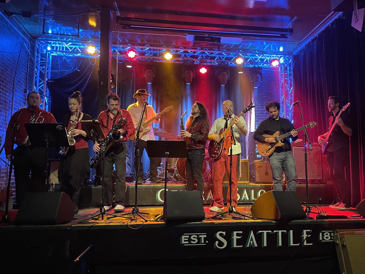 Thee Honeybuds Concert & Tour History | Concert Archives